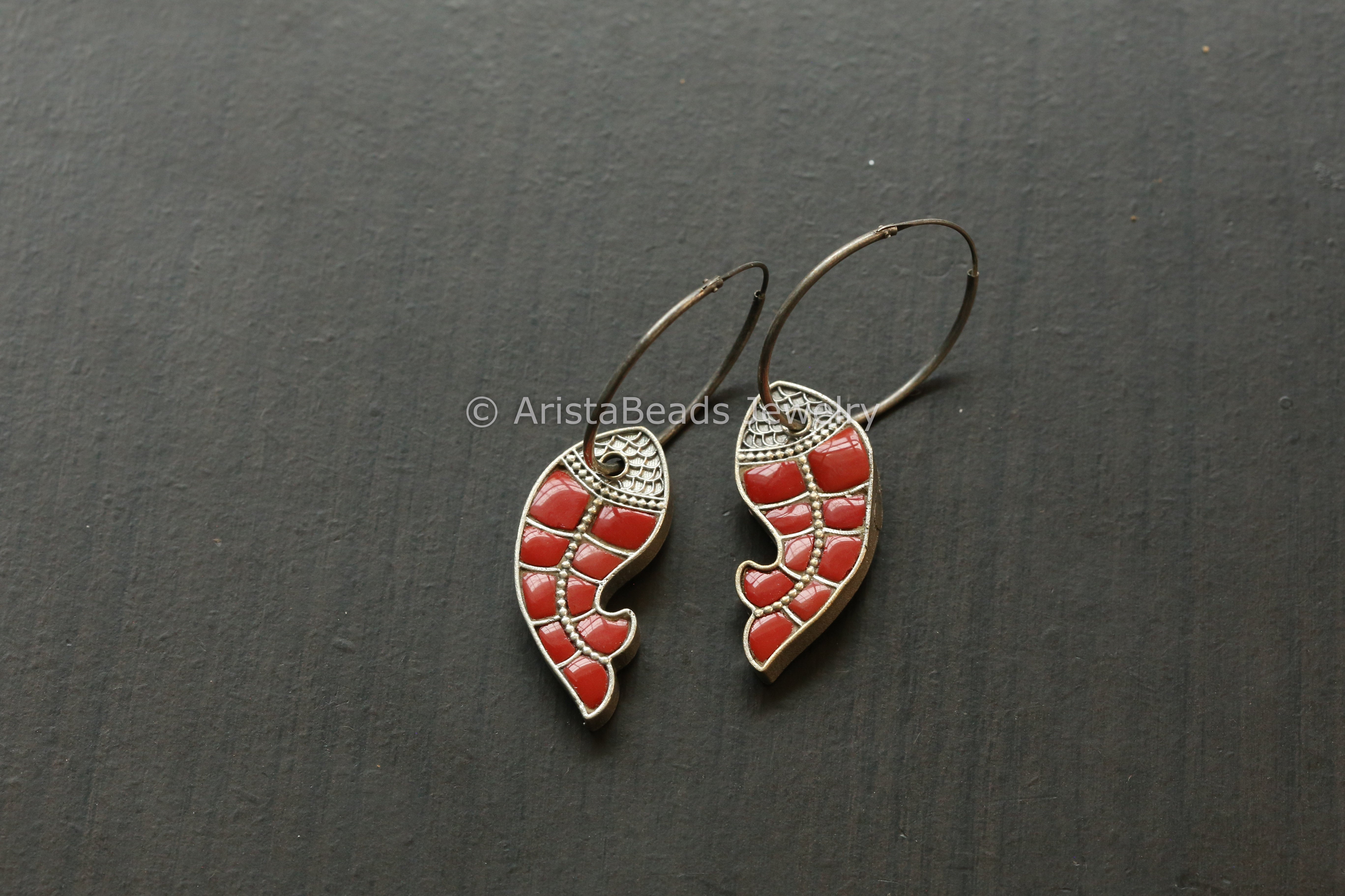 Jadau Fish Hoop Earrings - Coral – AristaJoules